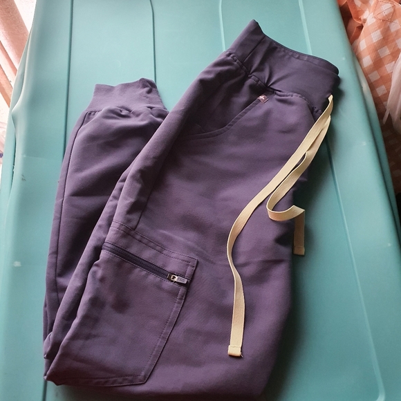 Figs | Pants & Jumpsuits | Figs Technical Collection Jogger Pants ...